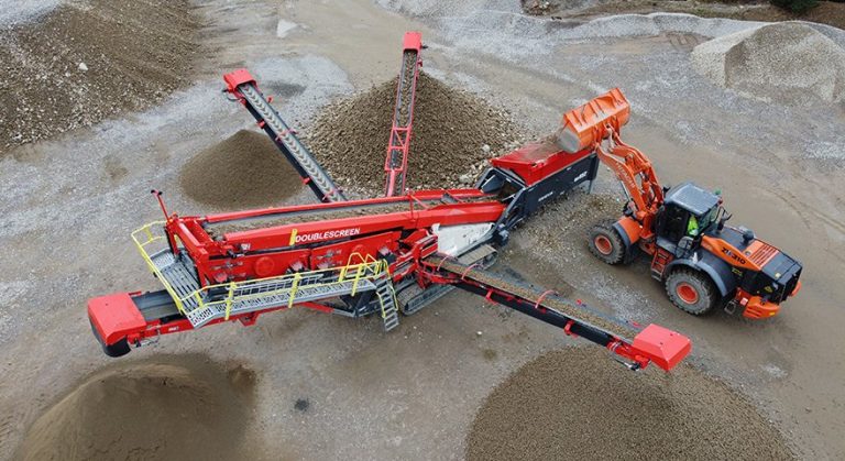 Sandvik QA452 : crible à 3 étages dernier-cri - Recyclage Récupération